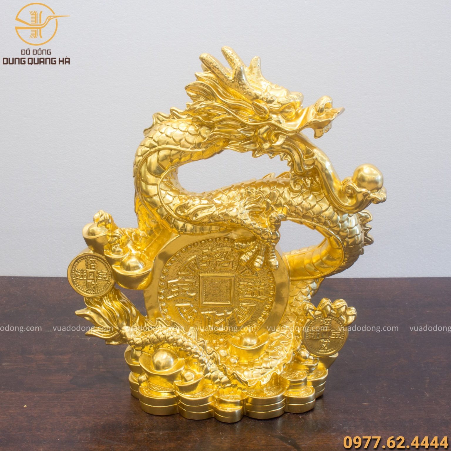 20 + Mẫu tượng rồng bằng đồng được khảm tinh xảo tại Vua Đồ Đồng